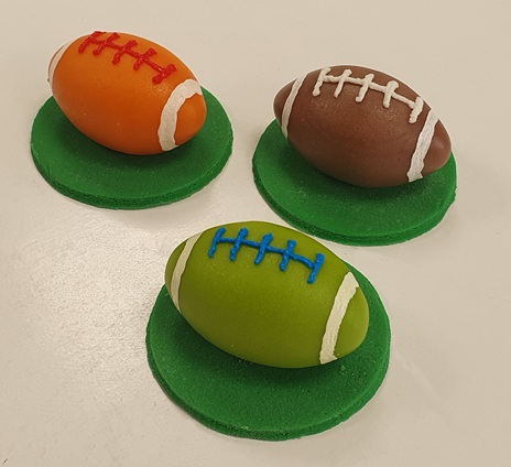 Rugby (rögbi) labda - közepes figura - B Marcipán Kft., Bene Marcipán ...